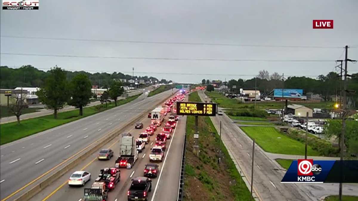Serious crash closed both directions of I-49 Monday morning in ...