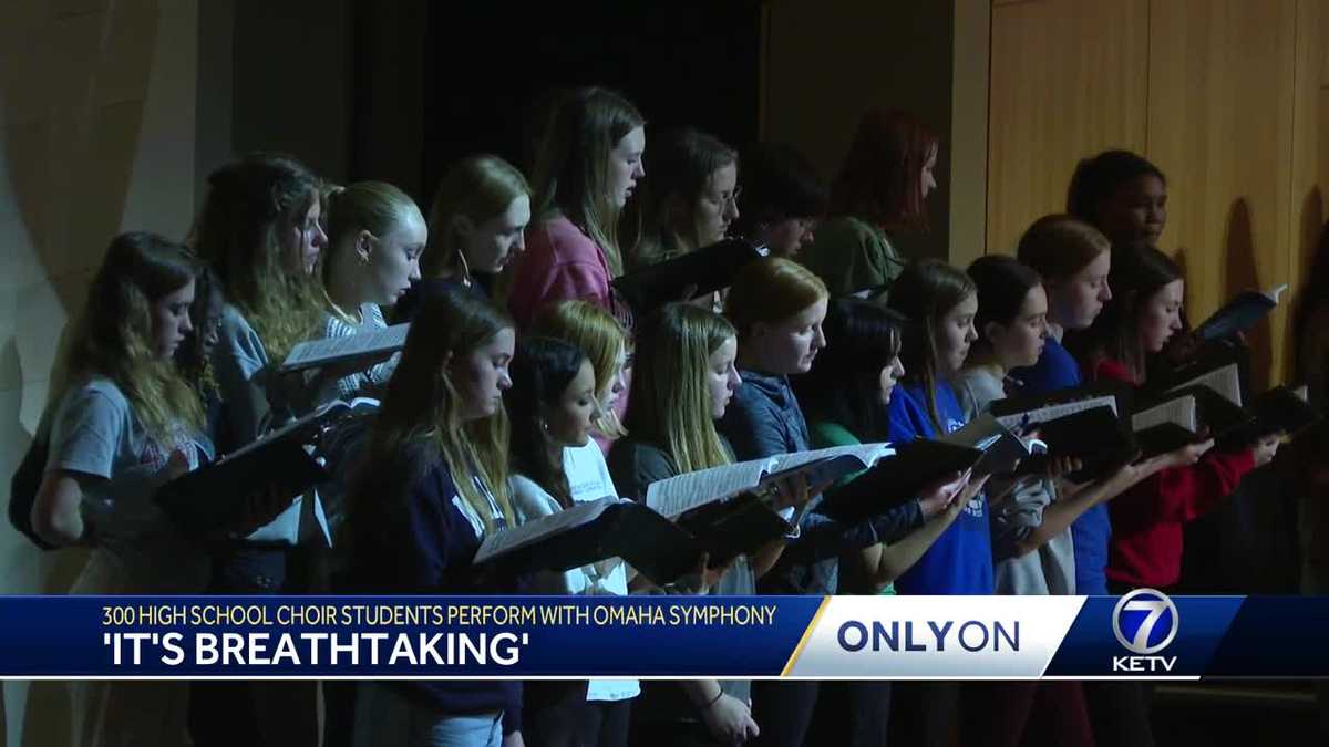 300 high school choir students perform with Omaha Symphony