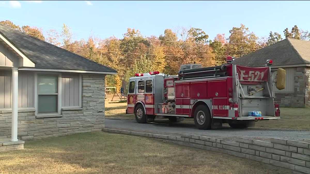 Brush fire near homes in Sebastian County