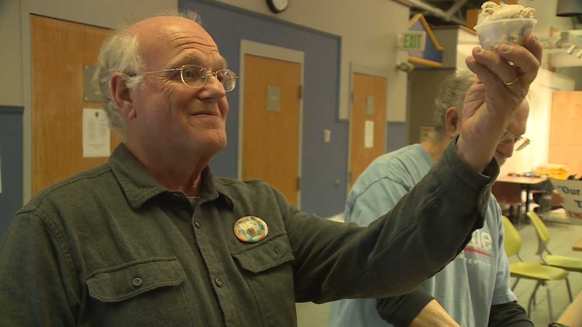 Ben and Jerry's co-founders campaign for Bernie Sanders in Maine