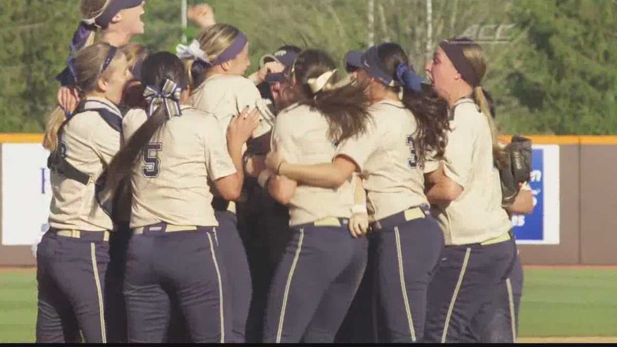 Pitt softball team goes to first NCAA Tournament