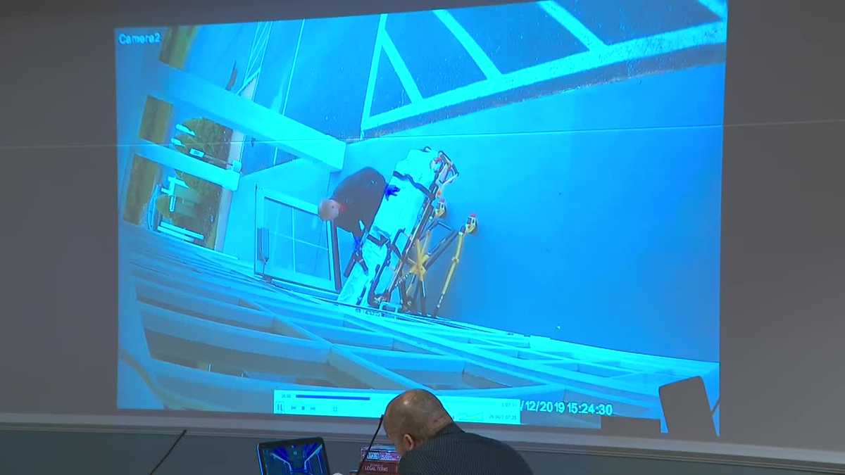 Dale Holloway trial video: Pelham police corporal on stand