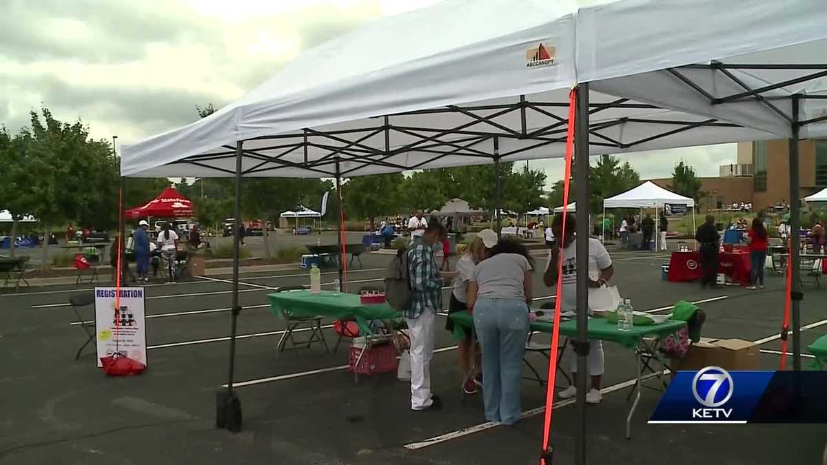 Bobby Byars Foundation hosts Community Safety Day, supplying 1,000 kits ...
