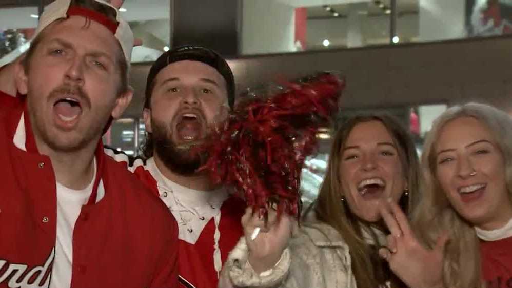 Fans flock to KFC Yum! Center for NCAA Women's Final Four