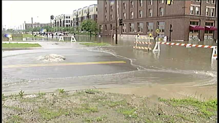 KCCI archives: Storm sewers in Des Moines begin shooting water, causing ...