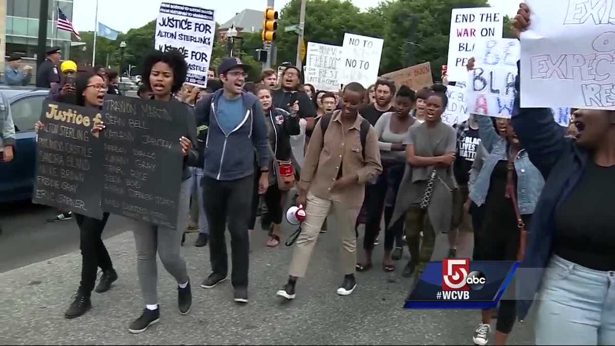 Thousands expected to march in counter Boston marches