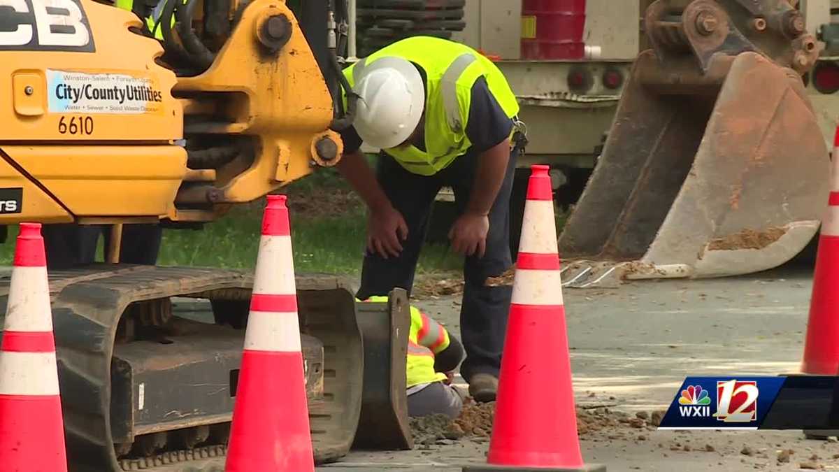 Winston-Salem/Forsyth County utilities: Lane closing for sewer line work