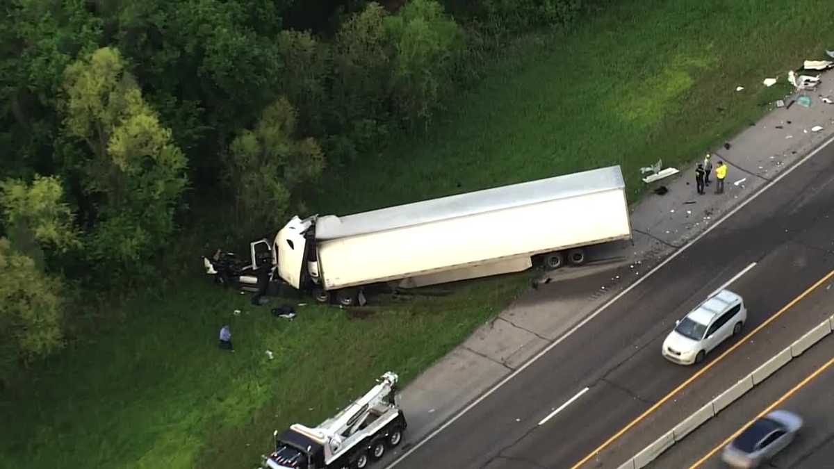 Turner Turnpike crash with 2 semis causes traffic near Wellston