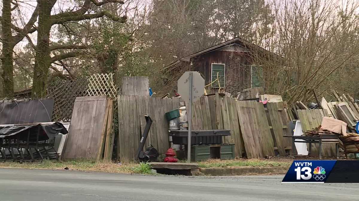 Neigbors fed up with junk piling up at house off Morgan Road
