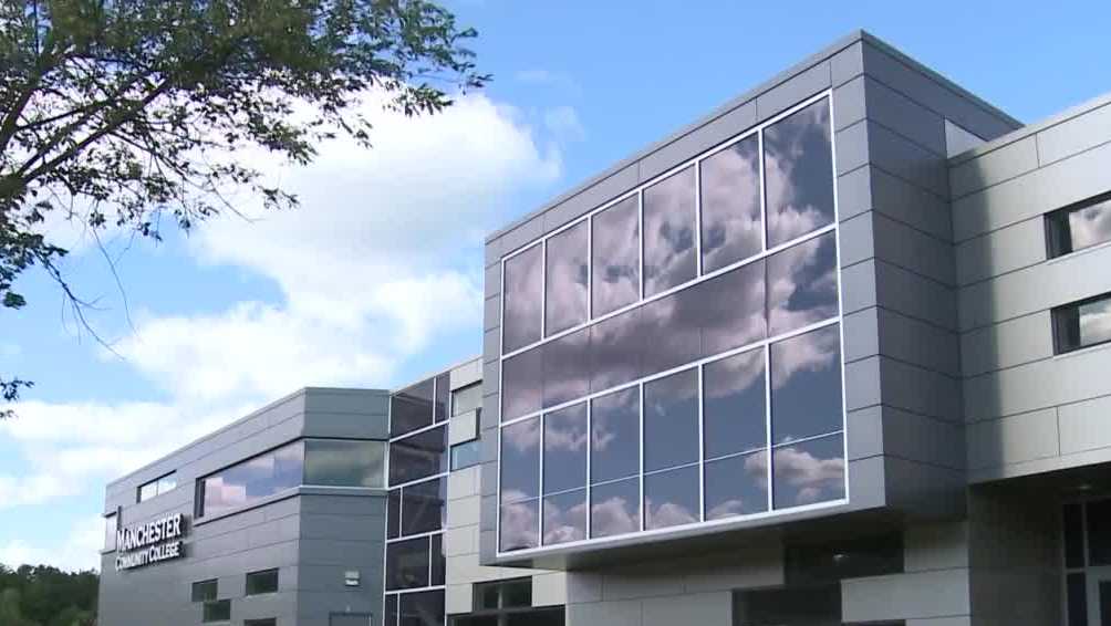 New Hampshire community college tuition frozen again