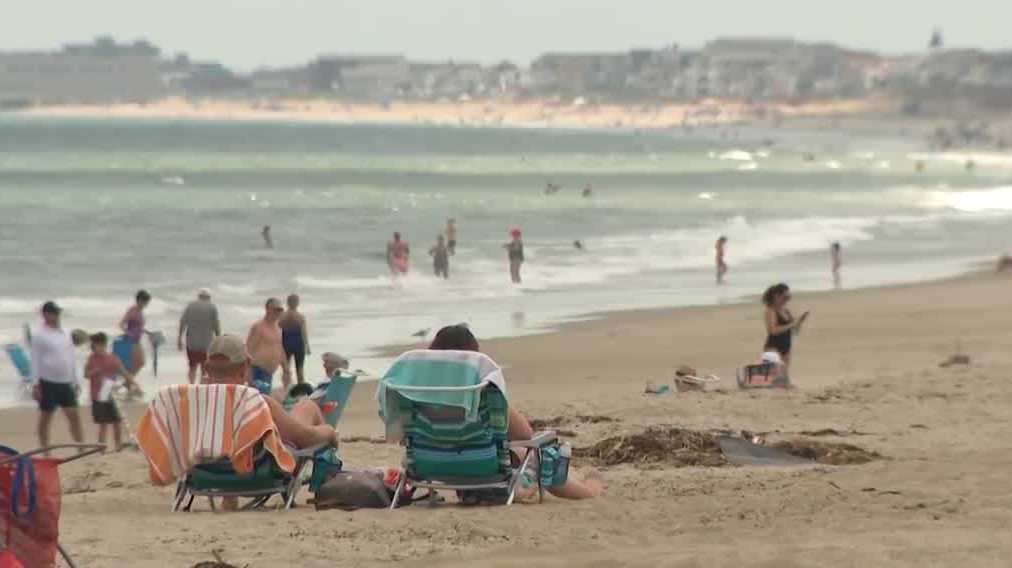 Some in Seabrook call for 10 p.m. beach curfew