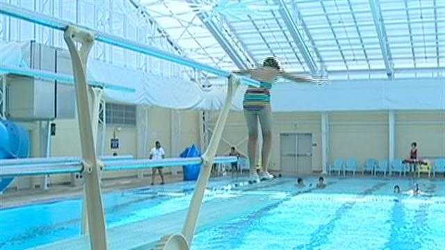 Fairfield aquatic center gets into Olympic spirit