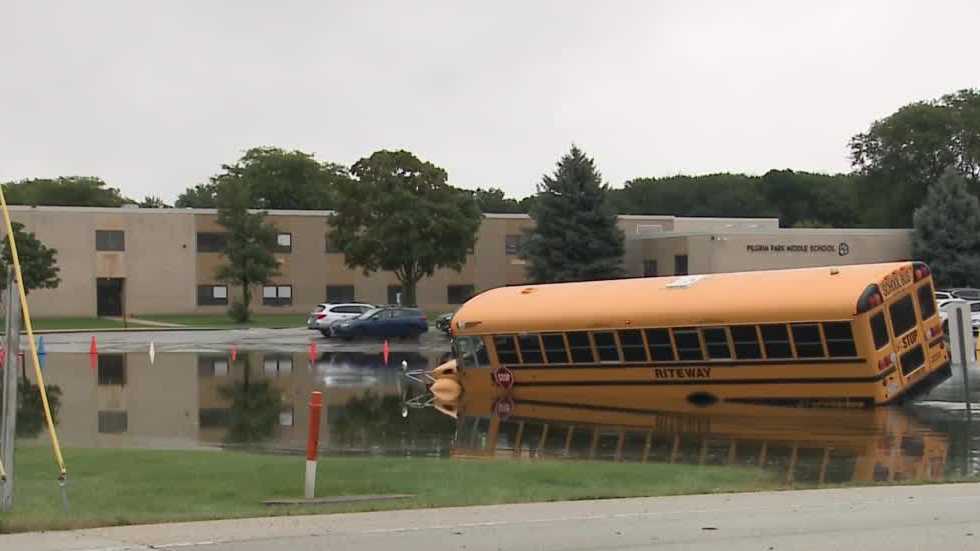 Wisconsin parent reacts to submerged school bus