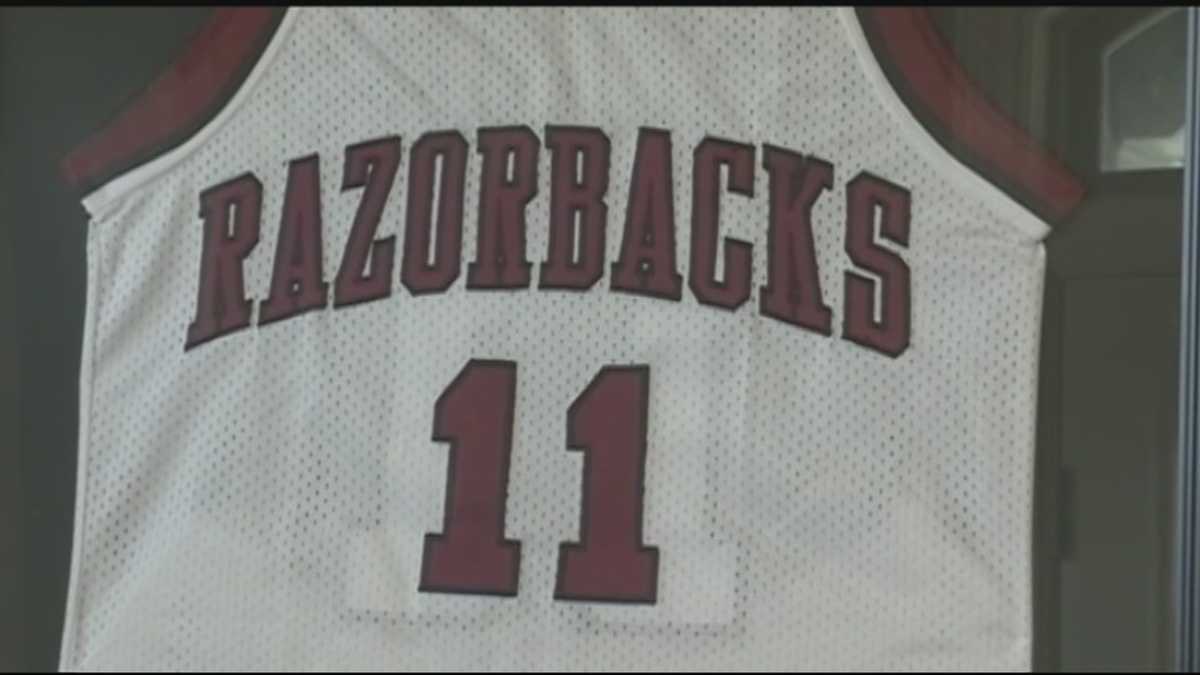 Razorback Women's Basketball team gets new head coach