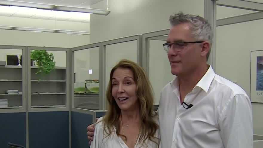 Florida couple pays more than $2K to help stranger at courthouse