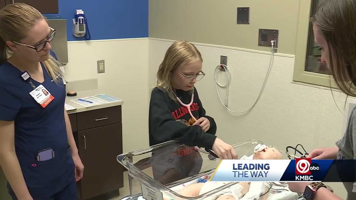 Students learn about nursing at Research College of Nursing