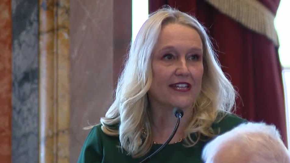 Jennifer Konfrst enters race for Iowa's 3rd Congressional District