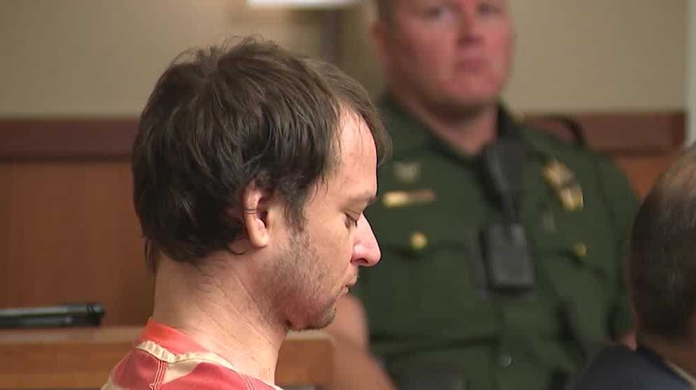 Accused Roseville park shooter Eric Abril will stand trial