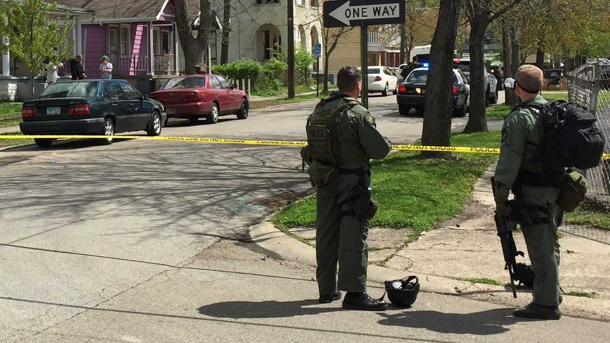 Police surround Lockland home after shots-fired call