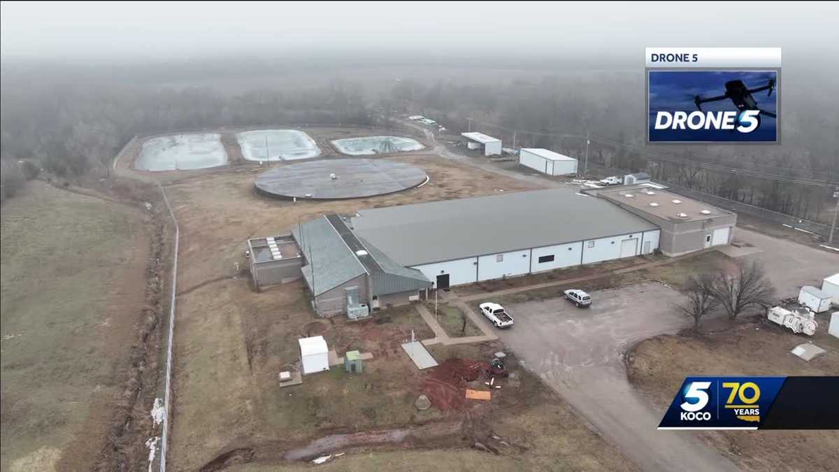 Mayor of Perry says town is one leak away from asking military to step in