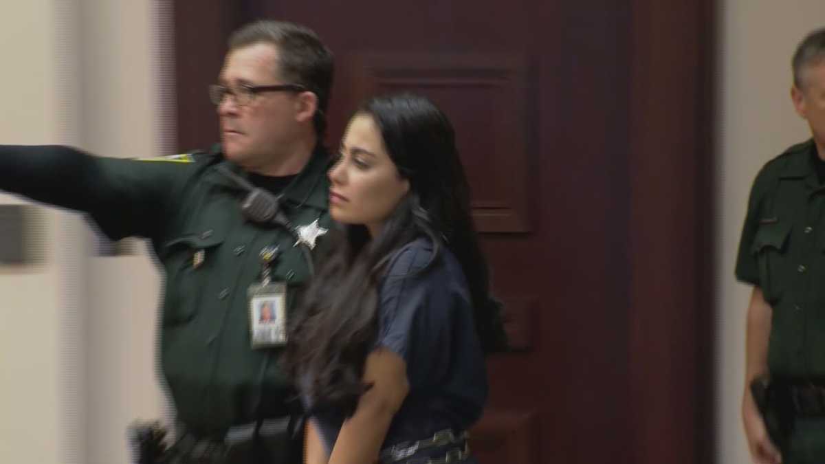 Should people go to jail for using their phone in court?