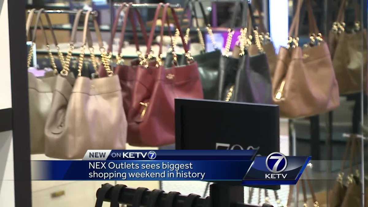 Nebraska Crossing Outlets see biggest shopping weekend in history