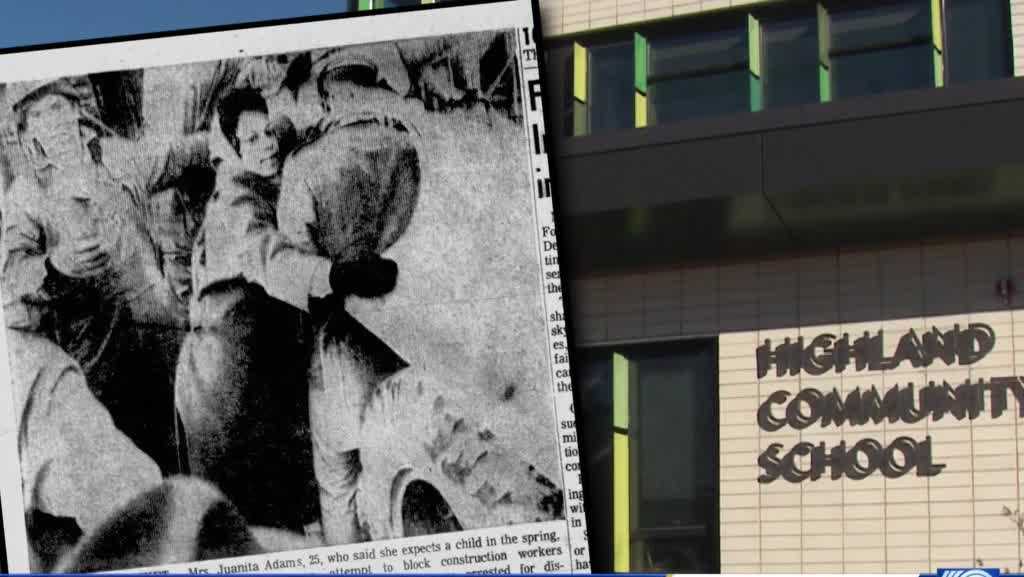 Civil rights activist honored with street sign in Milwaukee