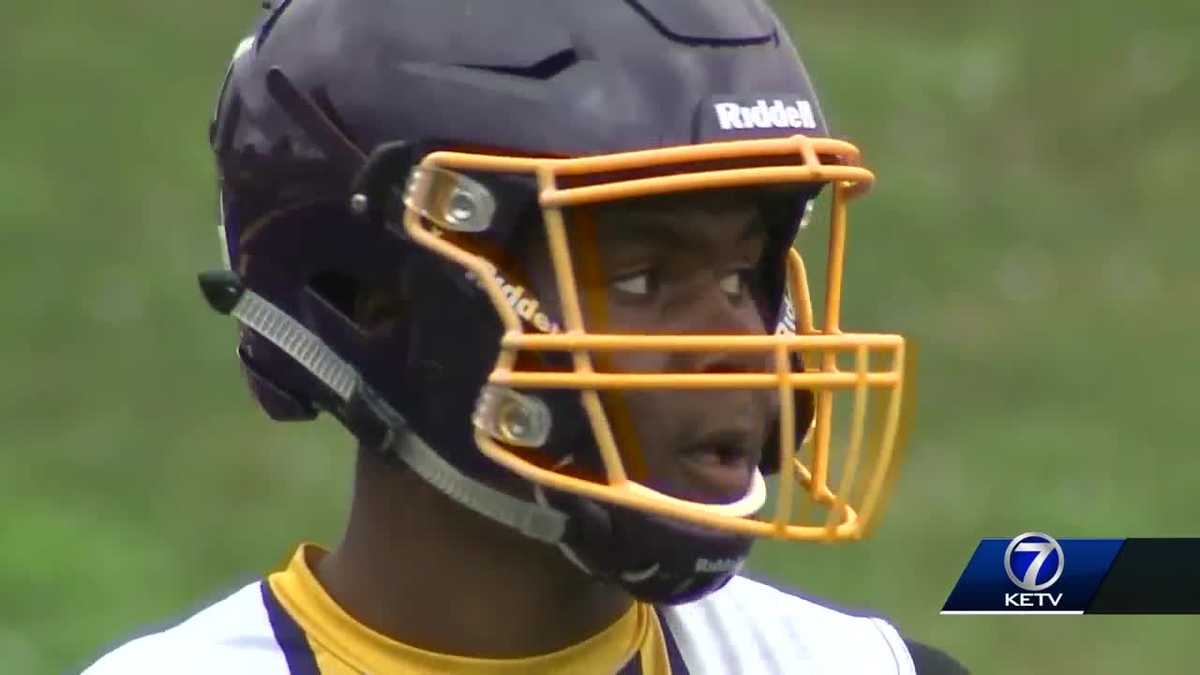 Zavier Betts, highly touted receiver from Bellevue West, commits to ...