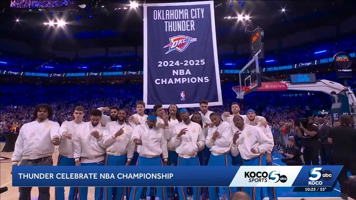 Thunder fans celebrate championship ring ceremony at season opener