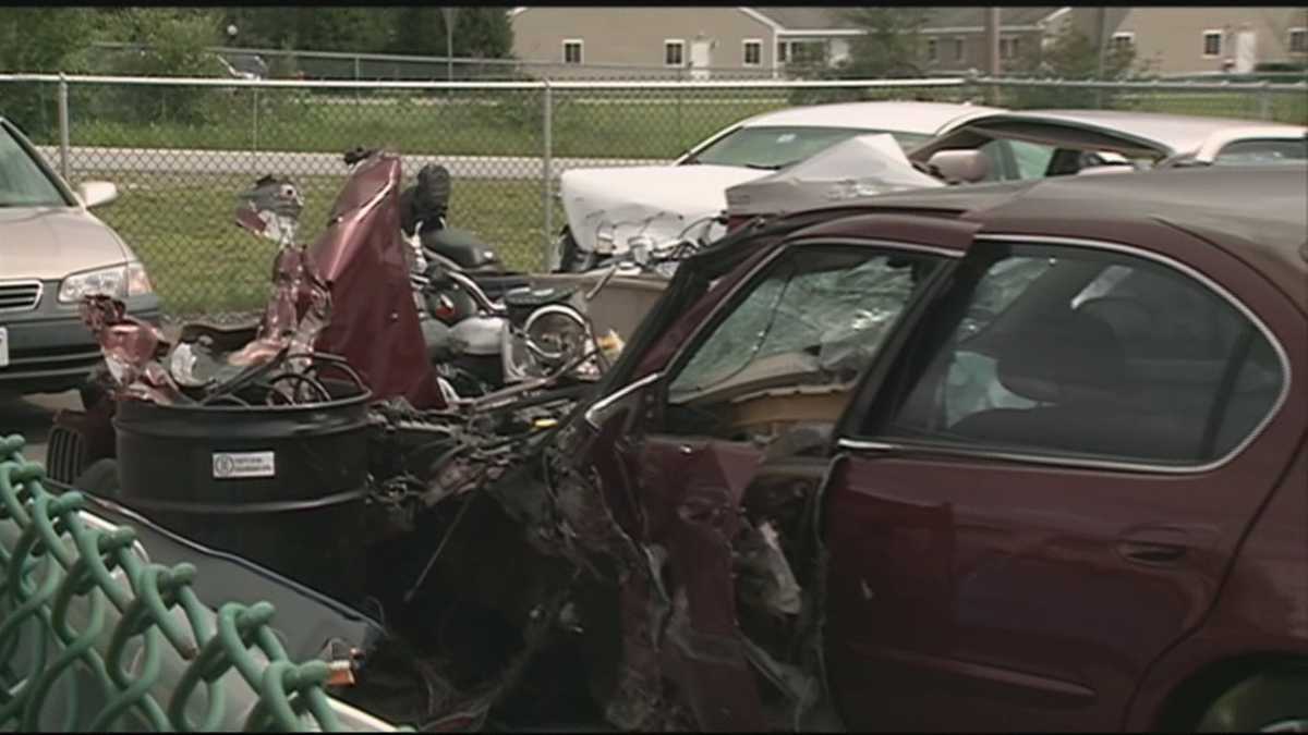 2 motorcyclists killed in New Hampshire crash