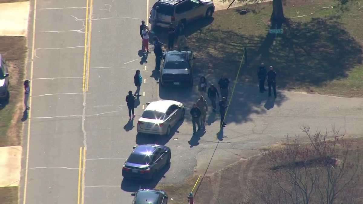 South Carolina: Coroner, deputies investigate shooting