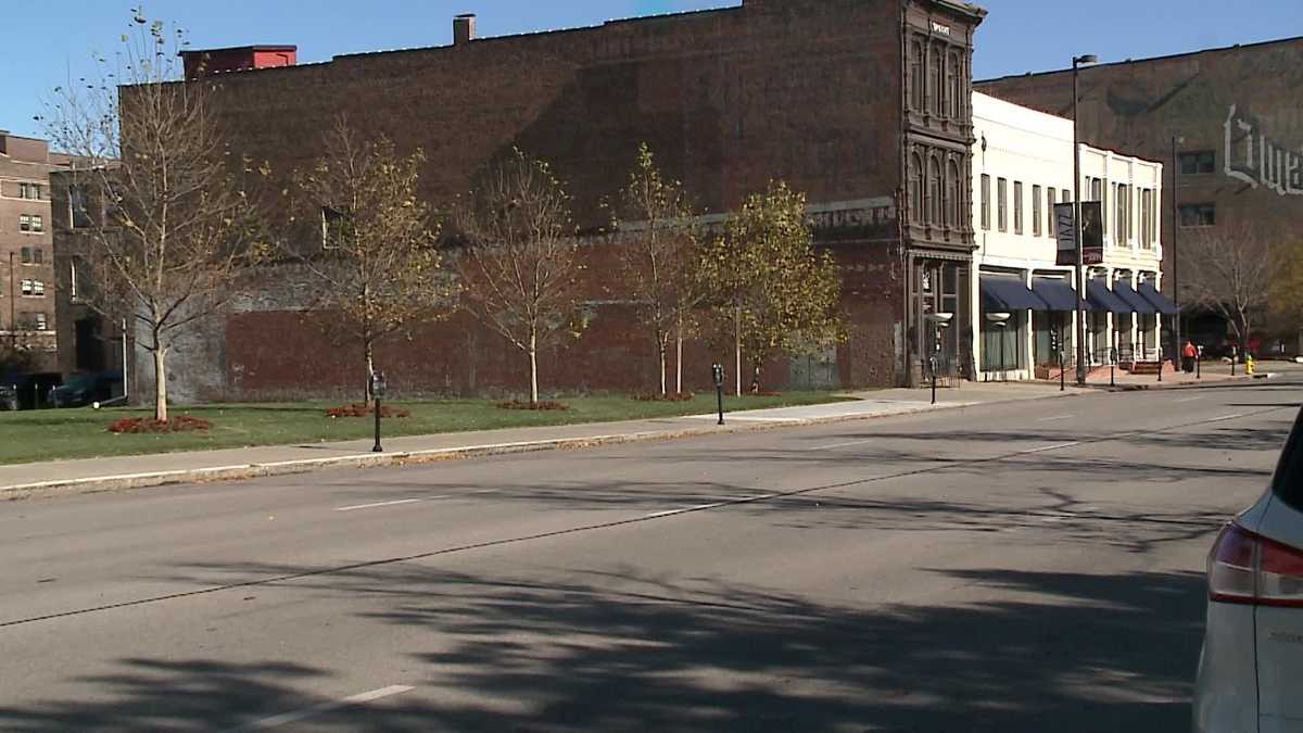 Kyle Gravlin reports on city's deal to buy three historic downtown ...