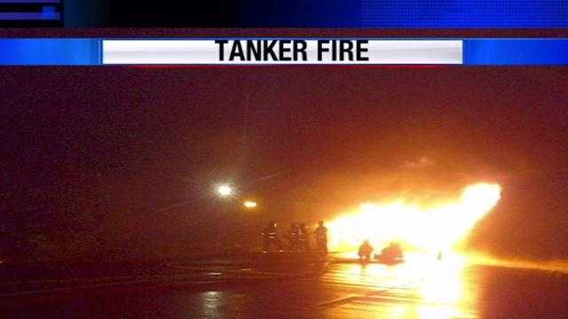 18-wheeler fire closes interstate