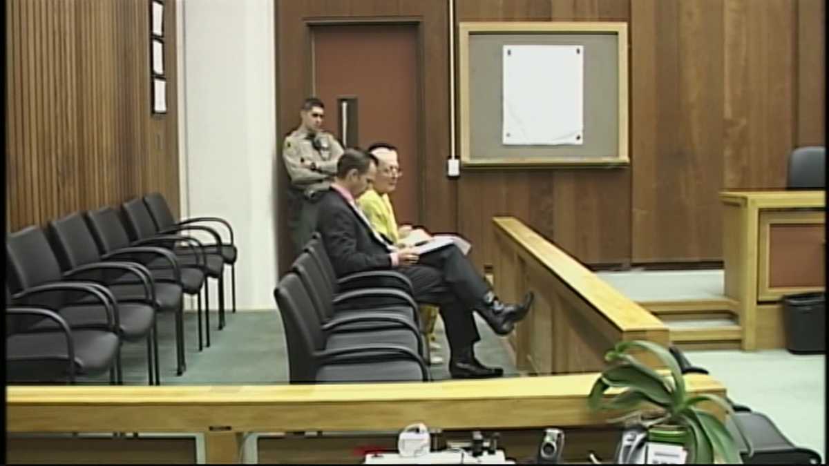 Santa Cruz man who lived with girlfriend's body sentenced