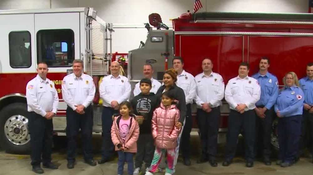 Iowa boy honored for saving lives in fire