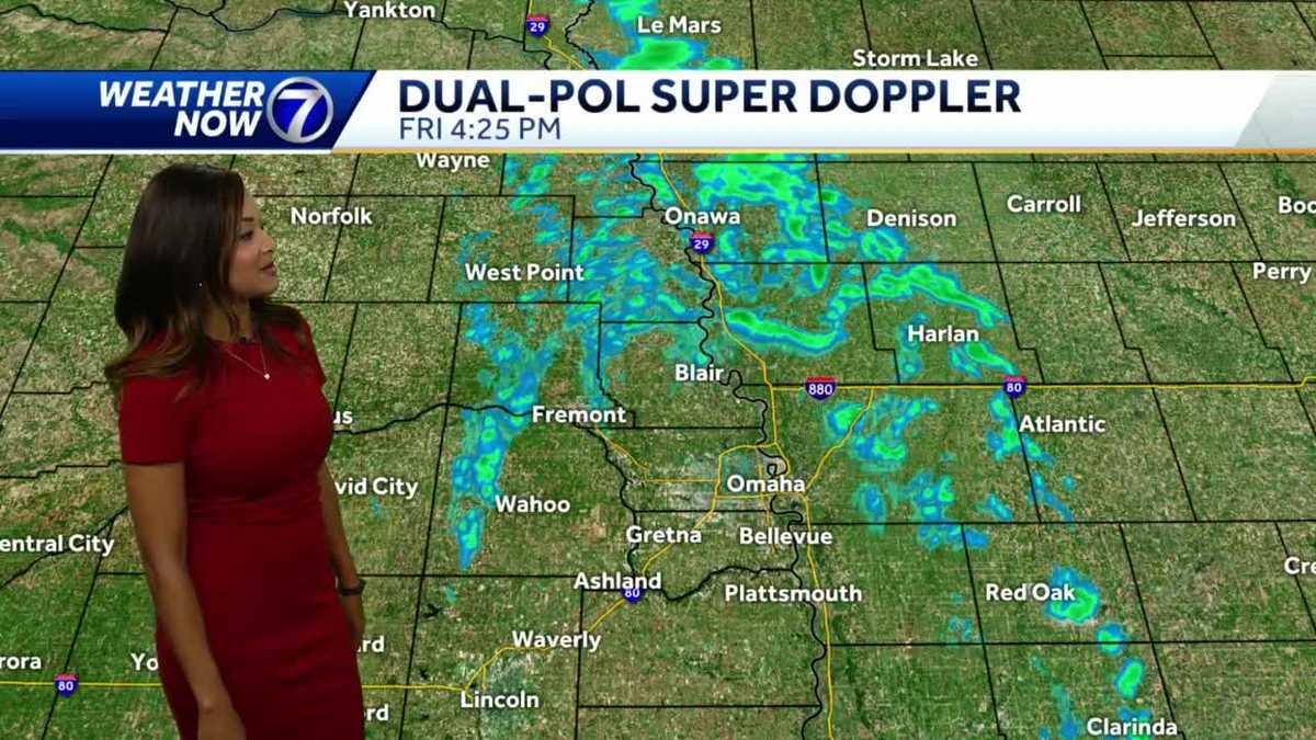 Spotty drizzle Friday night, drier weekend ahead