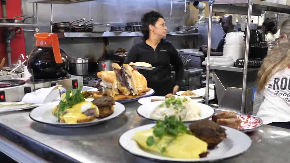 Naples chef gets once-in-a-lifetime chance to meet famous food icon