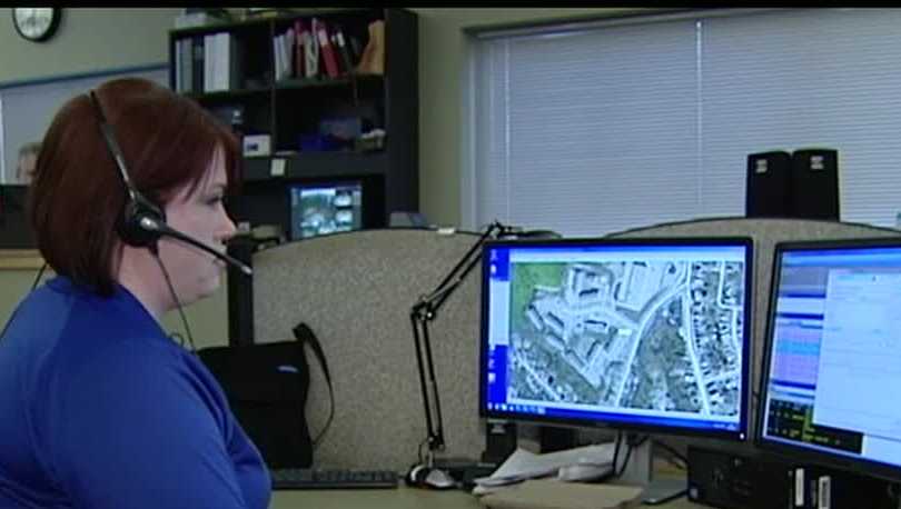 911 operator keeps girl calm through parents’ overdoses