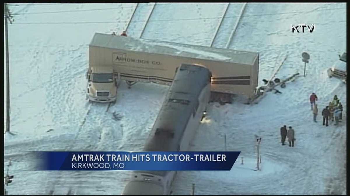 Passengers arrive in KC hours after train collides with big rig