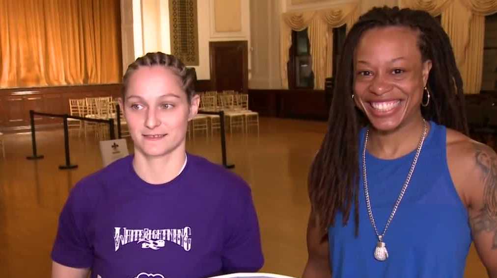 Professional pay-per-view boxing returns to downtown Louisville this ...