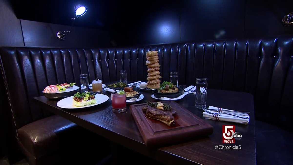 A dinner table made for Instagram