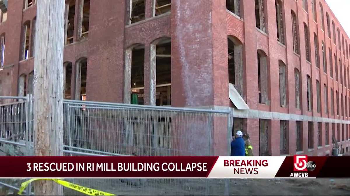 3 workers hurt, 1 critical, in mill building stair collapse