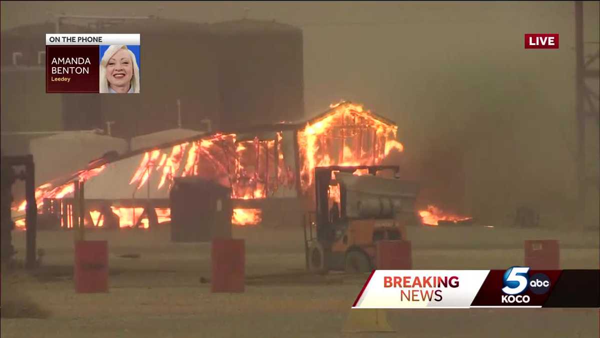 Wildfire prompts evacuation notice in Leedey, Oklahoma