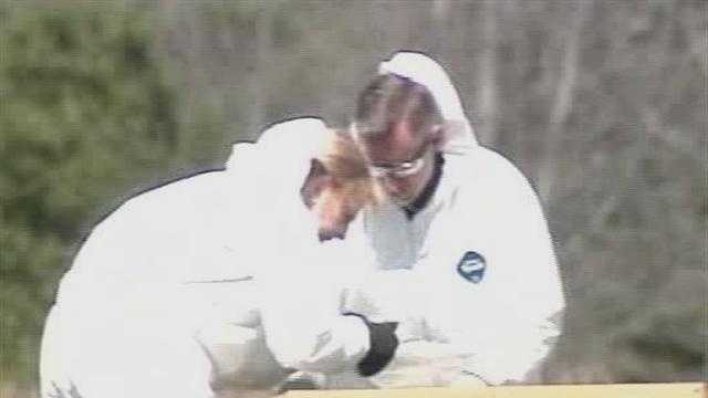 Police dig up empty lot in Currier case