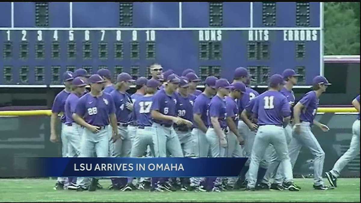 LSU arrives in Omaha