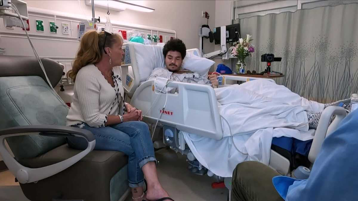 Florida man who lost arm in gator attack behind bar explains