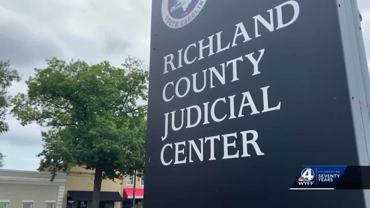 South Carolina: Murderer released from prison 16 years early