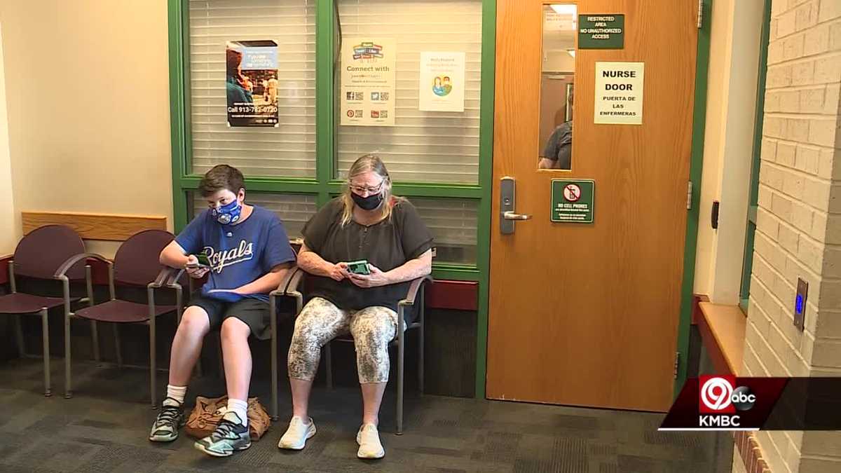 High demand forces Johnson County, Kansas Health Dept. to close vaccine ...