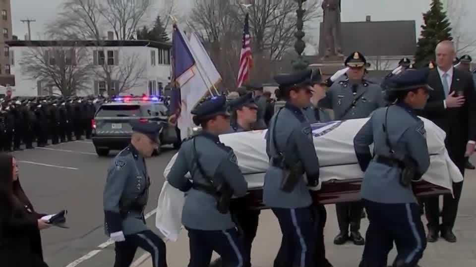Thousands turn out to remember Trooper Bucci