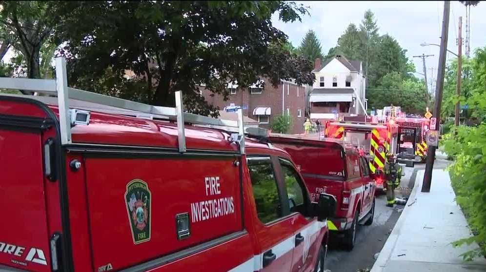 Man breaks leg escaping Sheraden house fire
